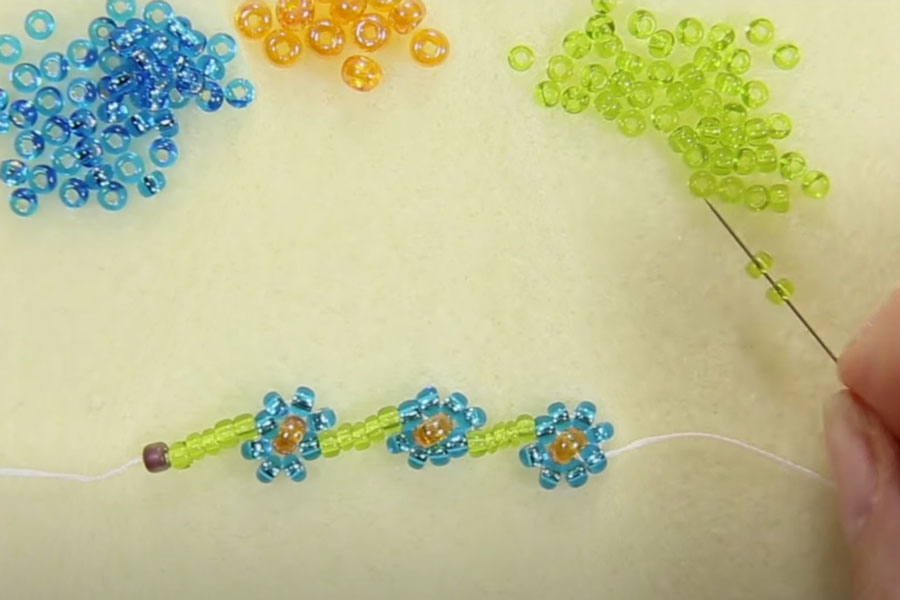 4 Ways To Use Daisy Chain | Bead Spider